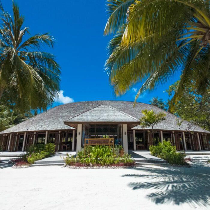 Maldives Hotels – simply Maldives - Meeru Maldives Resort Island